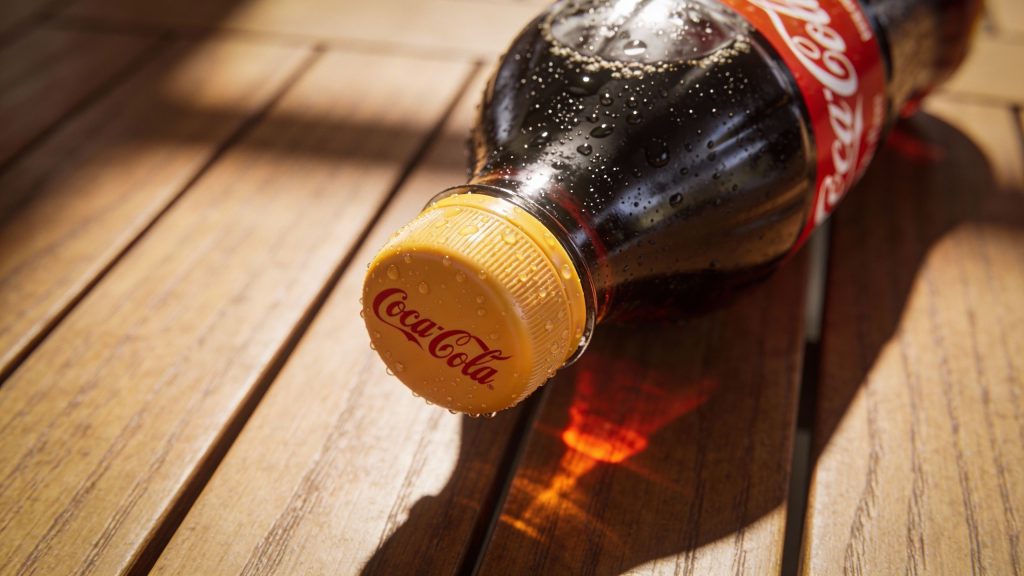 Pourquoi certaines bouteilles de Coca-Cola sont équipées d’un bouchon ...